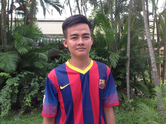 Veasna from Cambodia raised $781 to fund a hip replacement. | Watsi