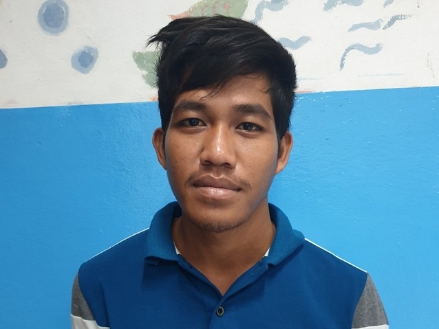 Success! Vuthy from Cambodia raised $430 to fund knee surgery. | Watsi