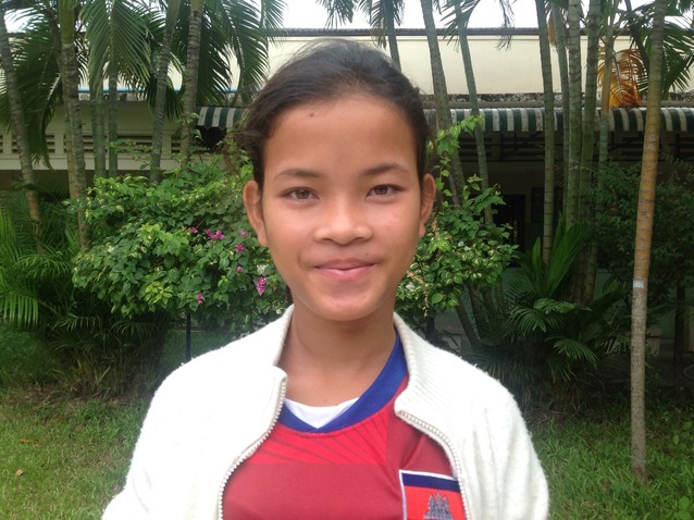Srey Lin from Cambodia raised $405 to repair her fractured wrist. | Watsi