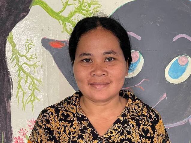 Sopha is a rice farmer from Cambodia who needs $550 to fund fracture repair surgery. | Watsi