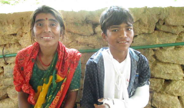 Success! Mamit from Nepal raised $195 to fix his fractured left hand ...